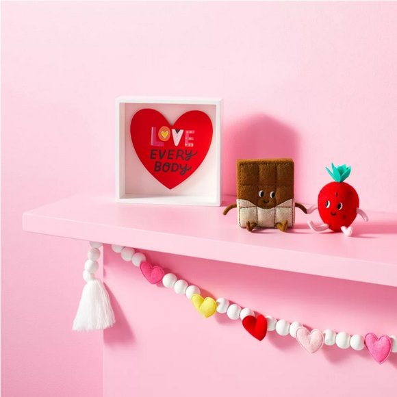 Spritz | Accents | Valentine Felt Duo Figurine Chocolate Strawberry In ...